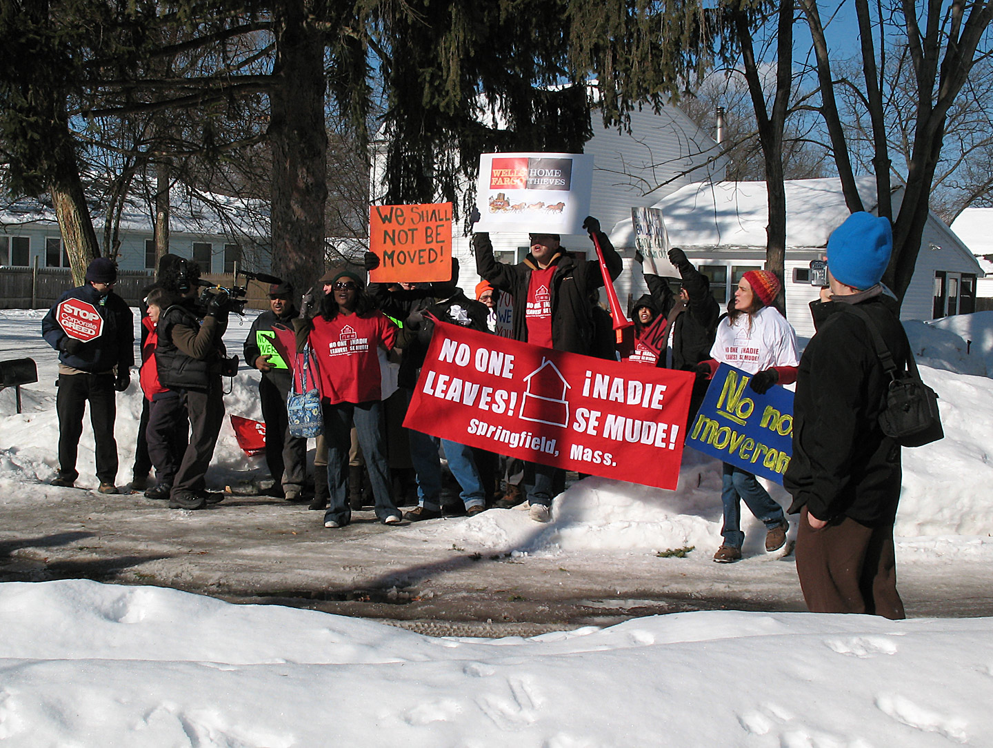 2/10/11 Diaz Family Fight Continues as Bank Tenant Movement Continues ...